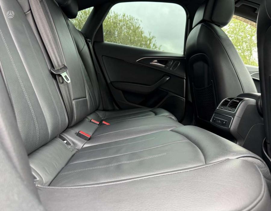 White Audi A6 2012 in Kaunas, with an engine capacity of 3.00 L and mileage of 396 thousand km for 8550 €, photo 40 on AUTOMOTO.COM.LV