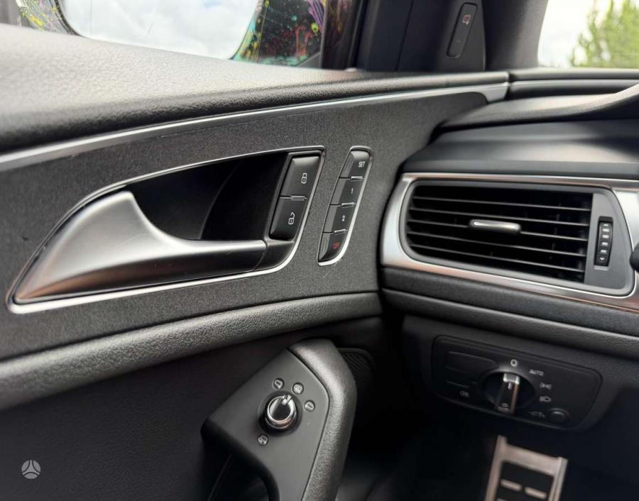 White Audi A6 2012 in Kaunas, with an engine capacity of 3.00 L and mileage of 396 thousand km for 8550 €, photo 43 on AUTOMOTO.COM.LV