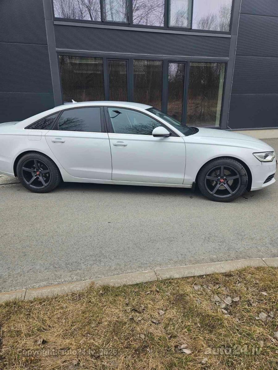 White Audi A6 2013 in Tallinn, with an engine capacity of 3.00 L and mileage of 299 thousand km for 10900 €, photo 1 on AUTOMOTO.COM.LV