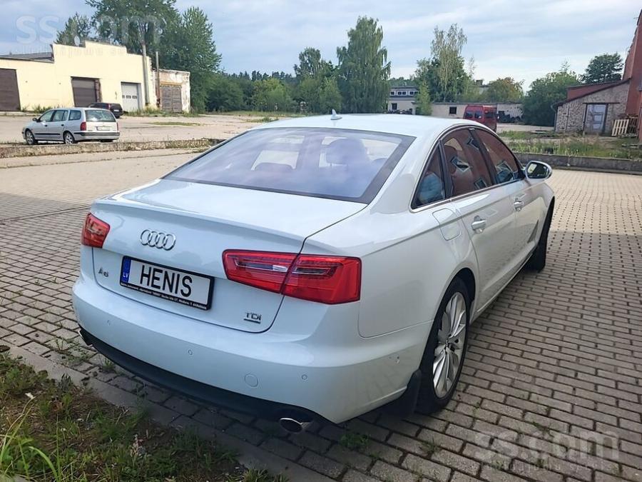White Audi A6 2013 in Madona, with an engine capacity of 3.00 L and mileage of 130 thousand km for 18000 €, photo 5 on AUTOMOTO.COM.LV