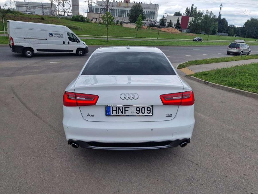 White Audi A6 2013 in Kaunas, with an engine capacity of 2.97 L and mileage of 241 thousand km for 11500 €, photo 10 on AUTOMOTO.COM.LV