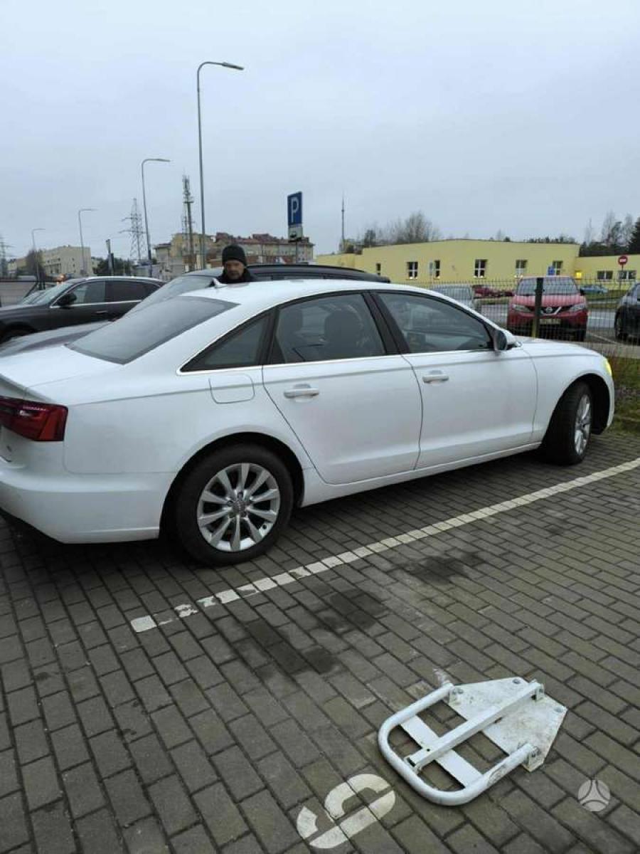 Balts Audi A6 2014 Viļņa, ar dzinēja tilpumu 1.97 L un nobraukumu 327 tūkst. km par 9200 €, foto 2 vietnē AUTOMOTO.COM.LV