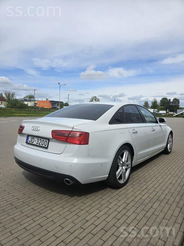 Balts Audi A6 2014 Rēzekne, ar dzinēja tilpumu 3.00 L un nobraukumu 280 tūkst. km par 10900 €, foto 3 vietnē AUTOMOTO.COM.LV