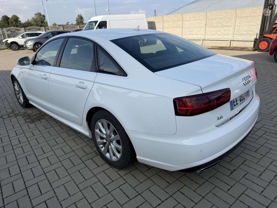 White Audi A6 2016 in Taurage, with an engine capacity of 2.97 L and mileage of 163 thousand km for 14000 €, photo 8 on AUTOMOTO.COM.LV