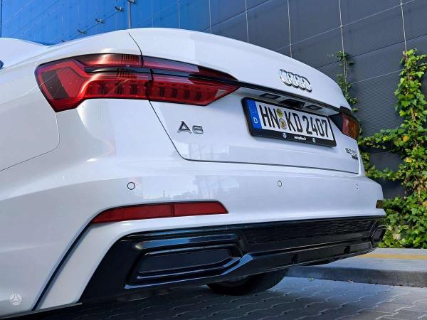 White Audi A6 2018 in Klaipeda, with an engine capacity of 2.97 L and mileage of 260 thousand km for 26999 €, photo 7 on AUTOMOTO.COM.LV