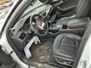 White Audi A6 2018 in Vilnius, with an engine capacity of 2.00 L and mileage of 150 thousand km for 8500 €, photo 12 on AUTOMOTO.COM.LV