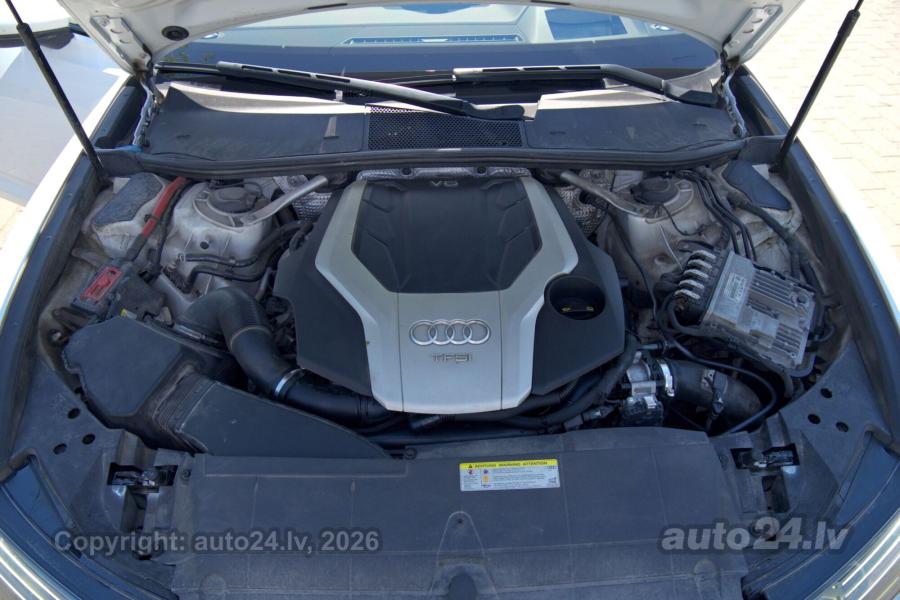 White Audi A6 2019 in Tallinn, with an engine capacity of 3.00 L and mileage of 176 thousand km for 33900 €, photo 10 on AUTOMOTO.COM.LV