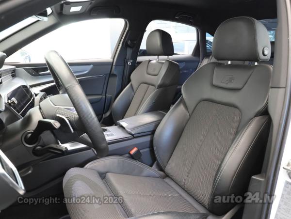 Audi A6 2020 in Tallinn on AUTOMOTO.COM.LV White Audi A6 2020 in Tallinn, with an engine capacity of 1.98 L and mileage of 76 thousand km for 29500 €, photo 10 on AUTOMOTO.COM.LV