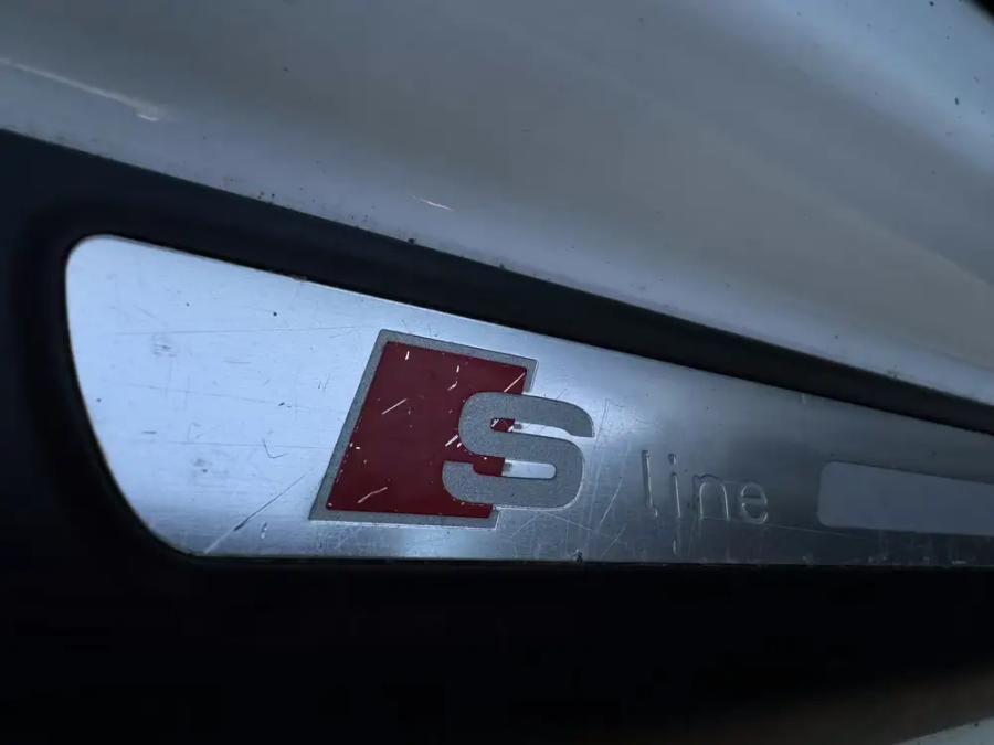 White Audi A6 2008 in Riga, with an engine capacity of 3.00 L and mileage of 270 thousand km for 4290 €, photo 11 on AUTOMOTO.COM.LV