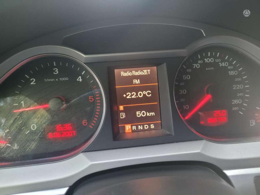 White Audi A6 2008 in Vilkaviskis, with an engine capacity of 2.97 L and mileage of 368 thousand km for 3850 €, photo 13 on AUTOMOTO.COM.LV