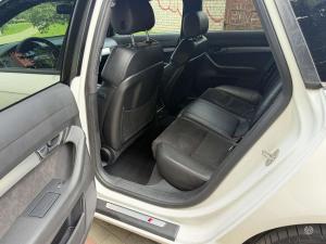 Balts Audi A6 2008 Utena, ar dzinēja tilpumu 2.70 L un nobraukumu 290 tūkst. km par 3990 €, foto 22 vietnē AUTOMOTO.COM.LV