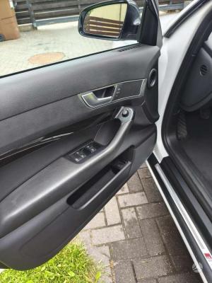 Balts Audi A6 2008 Viļņa, ar dzinēja tilpumu 2.97 L un nobraukumu 260 tūkst. km par 4999 €, foto 14 vietnē AUTOMOTO.COM.LV