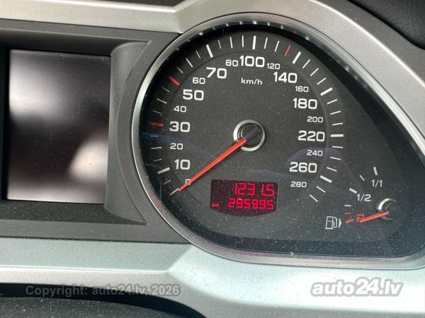 Balts Audi A6 2009 Tallina, ar dzinēja tilpumu 2.70 L un nobraukumu 297 tūkst. km par 6900 €, foto 9 vietnē AUTOMOTO.COM.LV
