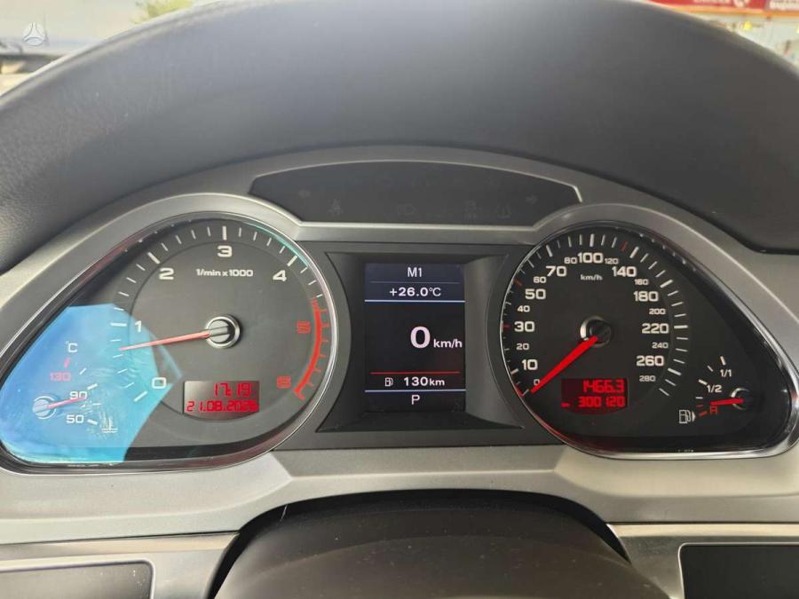 White Audi A6 2009 in Vilnius, with an engine capacity of 2.97 L and mileage of 291 thousand km for 6350 €, photo 34 on AUTOMOTO.COM.LV