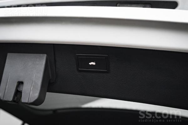 White Audi A6 2009 in Riga, with an engine capacity of 2.00 L and mileage of 277 thousand km for 5750 €, photo 8 on AUTOMOTO.COM.LV