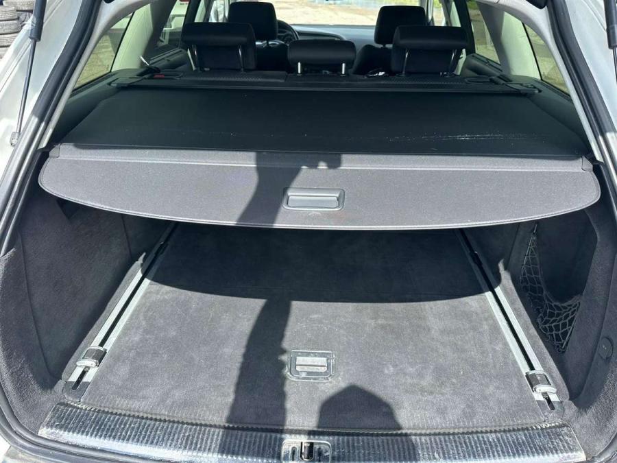 White Audi A6 2010 in Jurbarkas, with an engine capacity of 2.00 L and mileage of 300 thousand km for 3599 €, photo 15 on AUTOMOTO.COM.LV