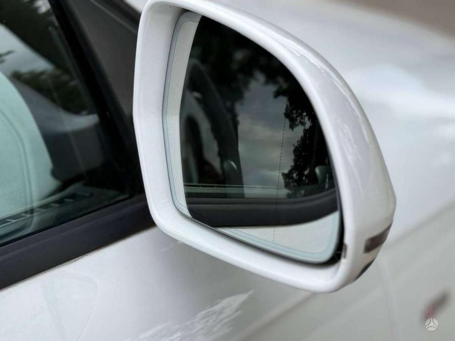 White Audi A6 2010 in Vilnius, with an engine capacity of 2.97 L and mileage of 282 thousand km for 6650 €, photo 9 on AUTOMOTO.COM.LV