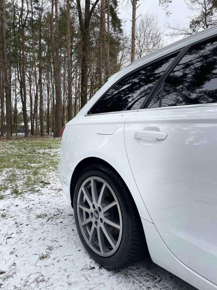 Balts Audi A6 2011 Viļņa, ar dzinēja tilpumu 1.97 L un nobraukumu 262 tūkst. km par 9700 €, foto 21 vietnē AUTOMOTO.COM.LV