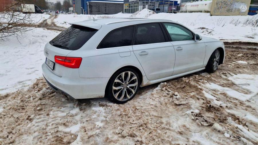 White Audi A6 2011 in Vilnius, with an engine capacity of 2.97 L and mileage of 271 thousand km for 11400 €, photo 24 on AUTOMOTO.COM.LV