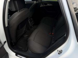 White Audi A6 2011 in Rokiskis, with an engine capacity of 1.97 L and mileage of 290 thousand km for 7750 €, photo 23 on AUTOMOTO.COM.LV