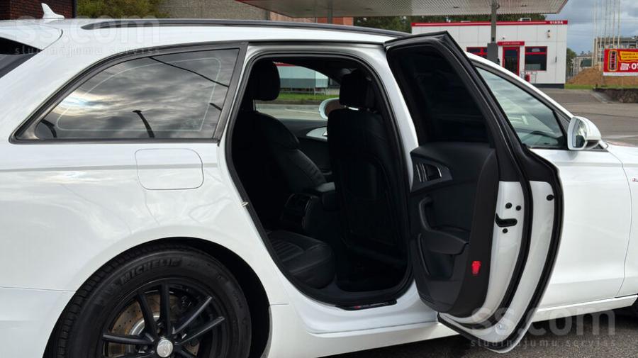 White Audi A6 2011 in Daugavpils, with an engine capacity of 3.00 L and mileage of 291 thousand km for 10950 €, photo 12 on AUTOMOTO.COM.LV