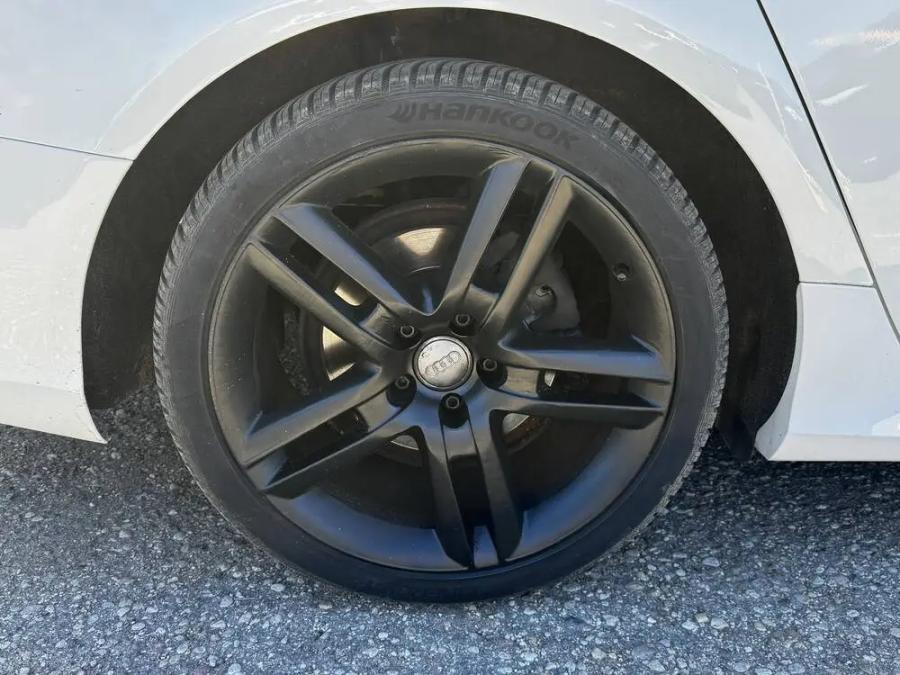 Balts Audi A6 2012 Daugavpils, ar dzinēja tilpumu 3.00 L un nobraukumu 197 tūkst. km par 11500 €, foto 12 vietnē AUTOMOTO.COM.LV