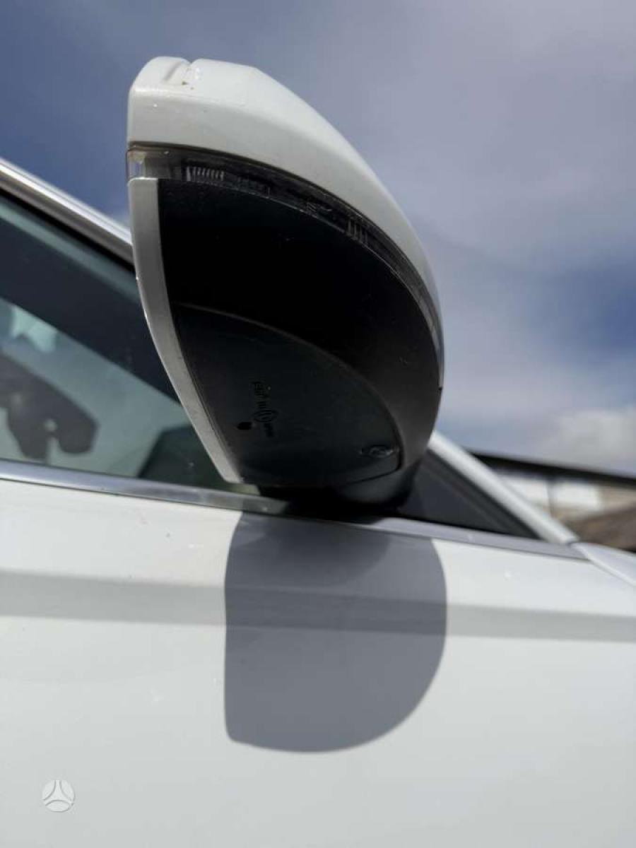 White Audi A6 2012 in Marijampole, with an engine capacity of 3.00 L and mileage of 281 thousand km for 8800 €, photo 10 on AUTOMOTO.COM.LV