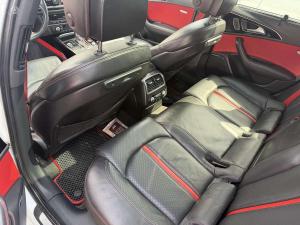 White Audi A6 2012 in Marijampole, with an engine capacity of 3.00 L and mileage of 281 thousand km for 8800 €, photo 15 on AUTOMOTO.COM.LV