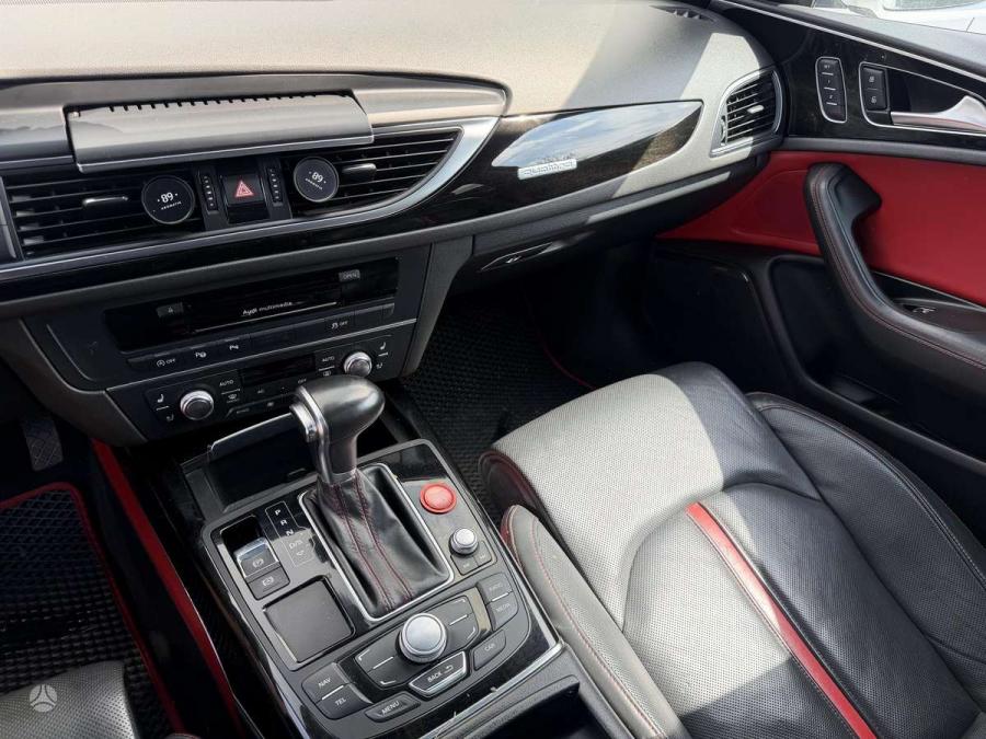 White Audi A6 2012 in Marijampole, with an engine capacity of 3.00 L and mileage of 281 thousand km for 8800 €, photo 17 on AUTOMOTO.COM.LV