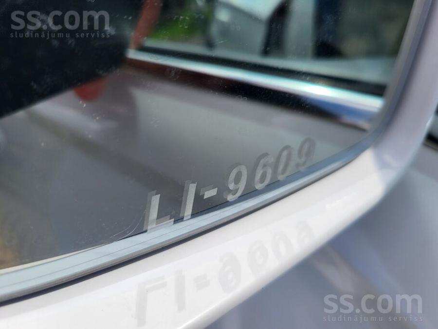 Balts Audi A6 2012 Rīga, ar dzinēja tilpumu 3.00 L un nobraukumu 345 tūkst. km par 9800 €, foto 10 vietnē AUTOMOTO.COM.LV