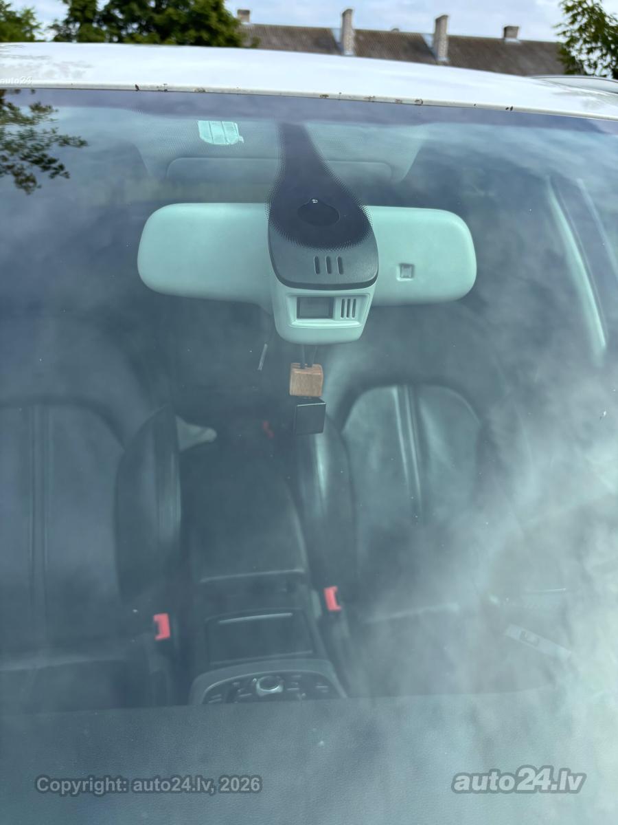 Balts Audi A6 2012 Tallina, ar dzinēja tilpumu 3.00 L un nobraukumu 351 tūkst. km par 7500 €, foto 23 vietnē AUTOMOTO.COM.LV