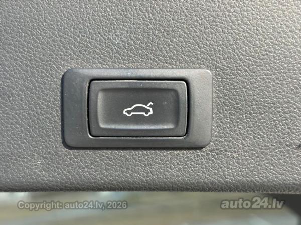 Белый Ауди А6 2013 в Тарту, объемом двигателя 2.00 л и пробегом 295 тыс. км за 10900 €, фото 11 на AUTOMOTO.COM.LV