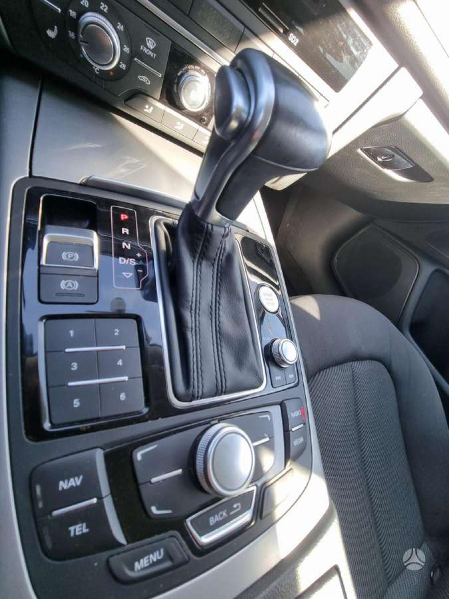 White Audi A6 2013 in Kaunas, with an engine capacity of 2.97 L and mileage of 281 thousand km for 8900 €, photo 14 on AUTOMOTO.COM.LV