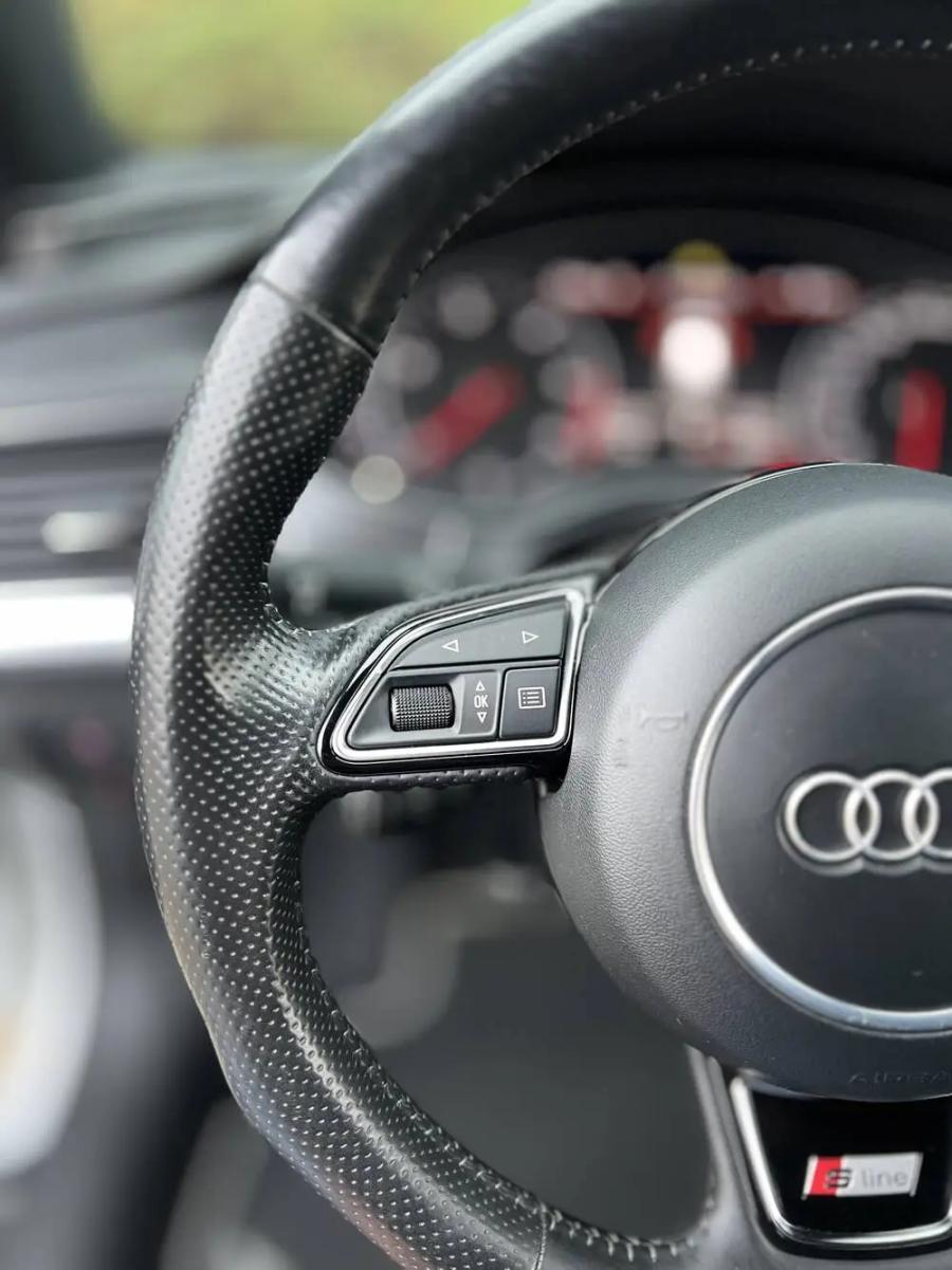 White Audi A6 2013 in Riga, with an engine capacity of 3.00 L and mileage of 249 thousand km for 11950 €, photo 16 on AUTOMOTO.COM.LV