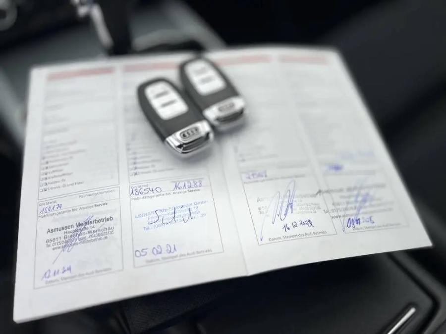 White Audi A6 2013 in Riga, with an engine capacity of 3.00 L and mileage of 249 thousand km for 11950 €, photo 40 on AUTOMOTO.COM.LV