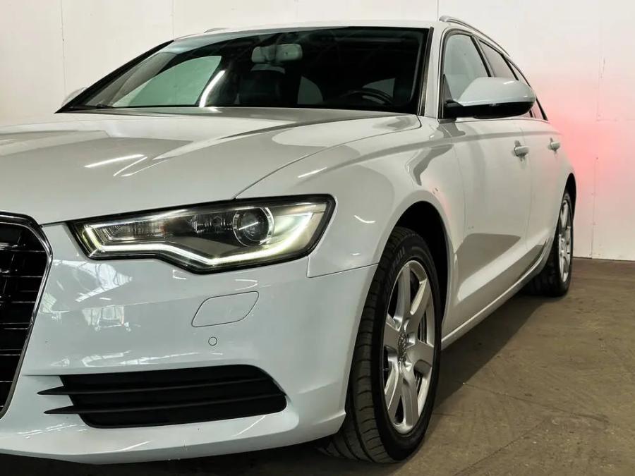 White Audi A6 2013 in Jurmala, with an engine capacity of 3.00 L and mileage of 250 thousand km for 8950 €, photo 9 on AUTOMOTO.COM.LV