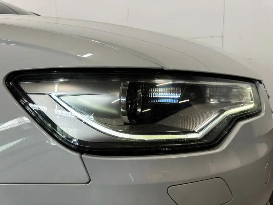 White Audi A6 2013 in Jurmala, with an engine capacity of 3.00 L and mileage of 250 thousand km for 8950 €, photo 27 on AUTOMOTO.COM.LV