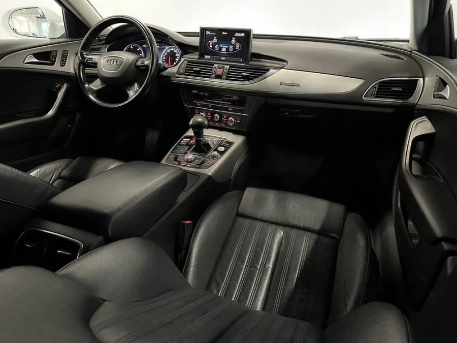 White Audi A6 2013 in Jurmala, with an engine capacity of 3.00 L and mileage of 250 thousand km for 8950 €, photo 33 on AUTOMOTO.COM.LV