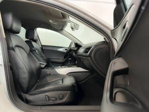 White Audi A6 2013 in Jurmala, with an engine capacity of 3.00 L and mileage of 250 thousand km for 8950 €, photo 34 on AUTOMOTO.COM.LV