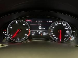 White Audi A6 2013 in Jurmala, with an engine capacity of 3.00 L and mileage of 250 thousand km for 8950 €, photo 64 on AUTOMOTO.COM.LV