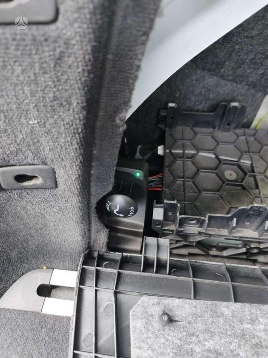Balts Audi A6 2013 Šauļi, ar dzinēja tilpumu 1.97 L un nobraukumu 283 tūkst. km par 9000 €, foto 8 vietnē AUTOMOTO.COM.LV