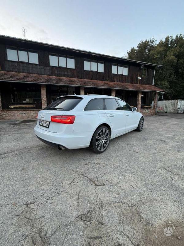 White Audi A6 2013 in Kaunas, with an engine capacity of 2.97 L and mileage of 320 thousand km for 8900 €, photo 3 on AUTOMOTO.COM.LV