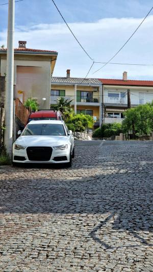 White Audi A6 2014 in Tallinn, with an engine capacity of 3.00 L and mileage of 250 thousand km for 18000 €, photo 12 on AUTOMOTO.COM.LV