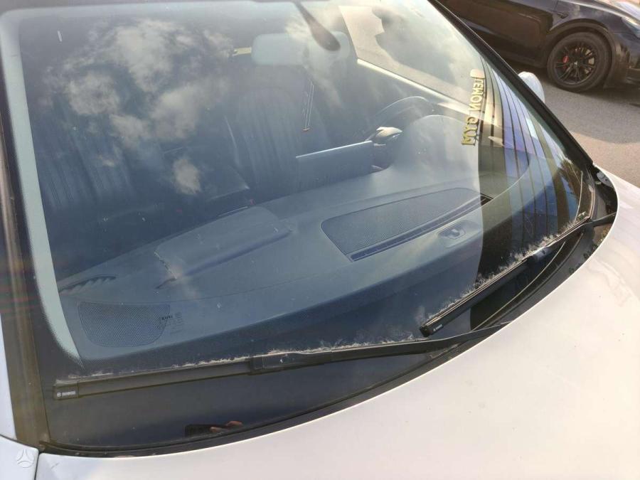 White Audi A6 2014 in Vilnius, with an engine capacity of 2.97 L and mileage of 343 thousand km for 4350 €, photo 26 on AUTOMOTO.COM.LV
