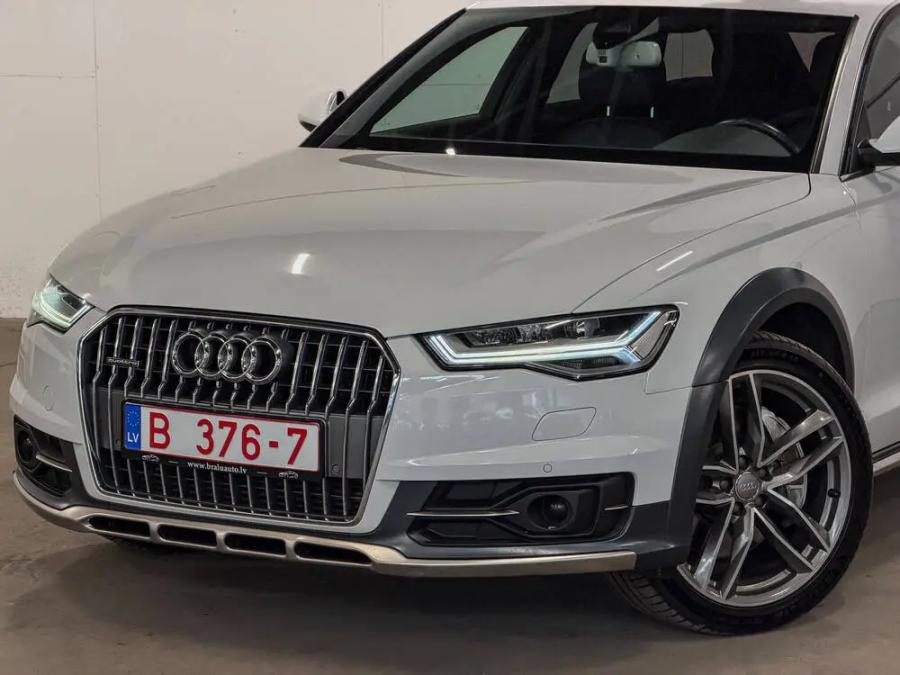 White Audi A6 2015 in Jurmala, with an engine capacity of 3.00 L and mileage of 267 thousand km for 16750 €, photo 4 on AUTOMOTO.COM.LV