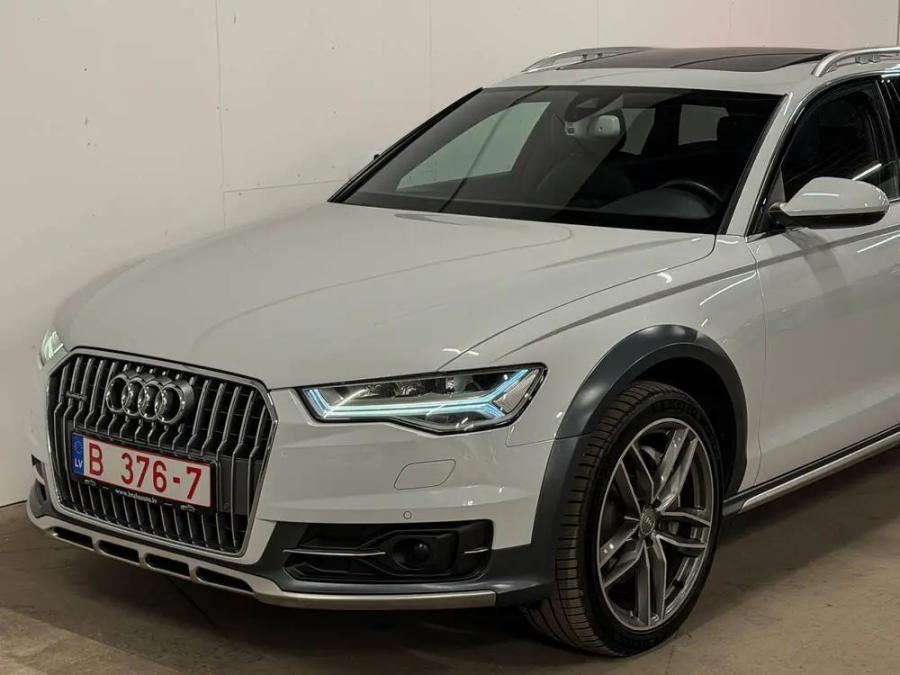 White Audi A6 2015 in Jurmala, with an engine capacity of 3.00 L and mileage of 267 thousand km for 16750 €, photo 12 on AUTOMOTO.COM.LV