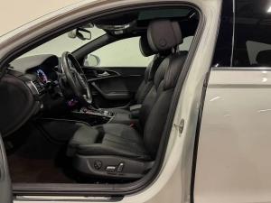 White Audi A6 2015 in Jurmala, with an engine capacity of 3.00 L and mileage of 267 thousand km for 16750 €, photo 23 on AUTOMOTO.COM.LV
