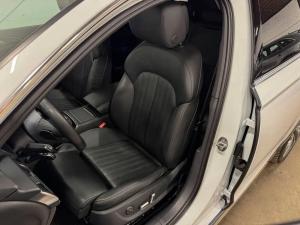 White Audi A6 2015 in Jurmala, with an engine capacity of 3.00 L and mileage of 267 thousand km for 16750 €, photo 24 on AUTOMOTO.COM.LV