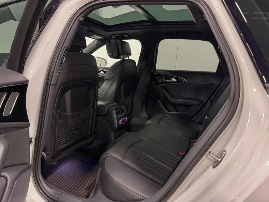 White Audi A6 2015 in Jurmala, with an engine capacity of 3.00 L and mileage of 267 thousand km for 16750 €, photo 29 on AUTOMOTO.COM.LV