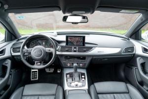 White Audi A6 2015 in Vilnius, with an engine capacity of 2.97 L and mileage of 200 thousand km for 18500 €, photo 31 on AUTOMOTO.COM.LV